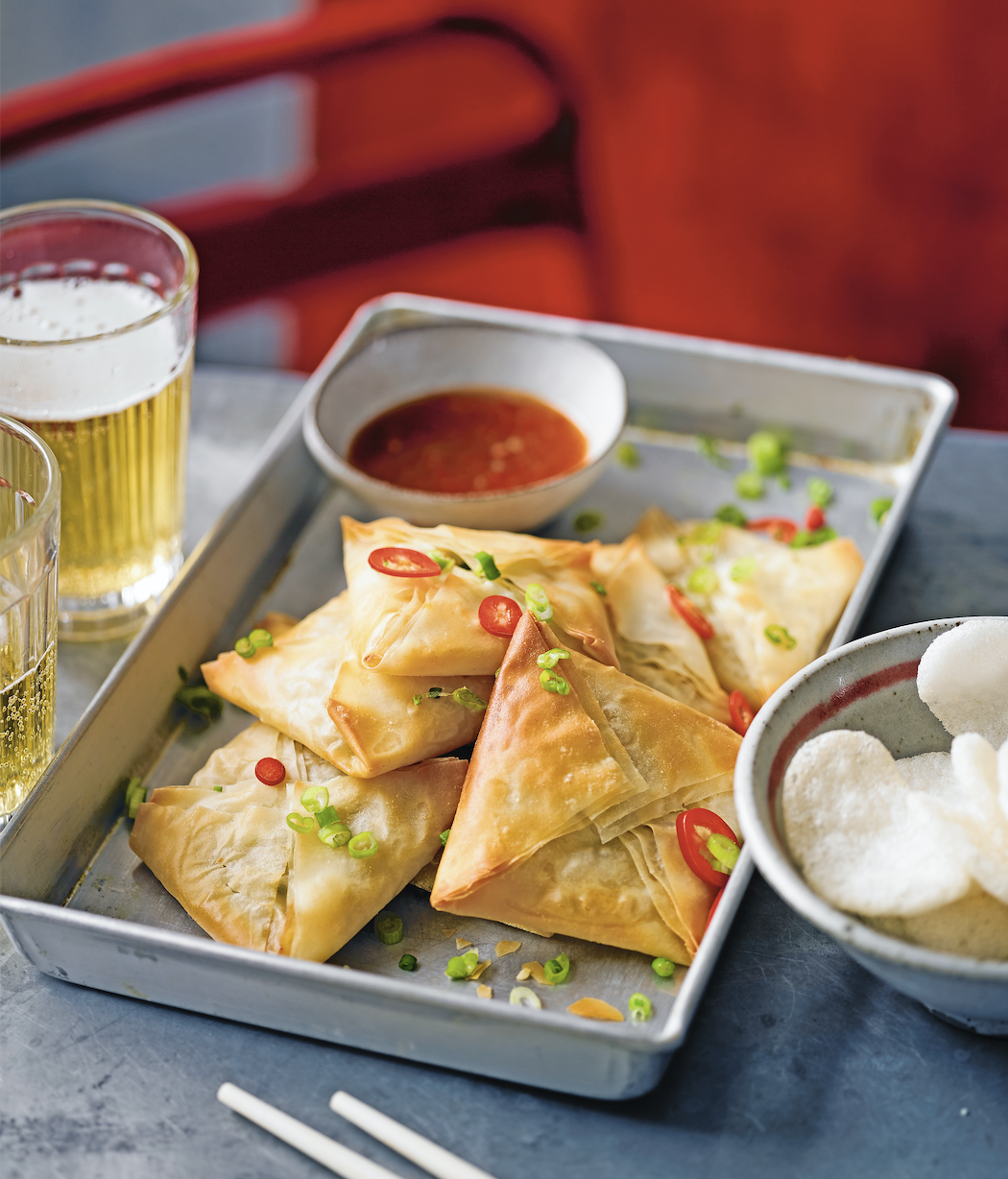 IDEAL RECIPES: CRISPY PRAWN PARCELS WITH CHILLI DIPPING SAUCE - Ideal ...