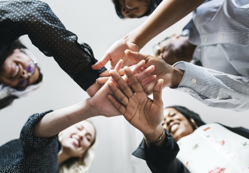 8 IDEAL WAYS TO INSPIRE TEAMWORK COLLABORATION IN YOUR ORGANISATION 