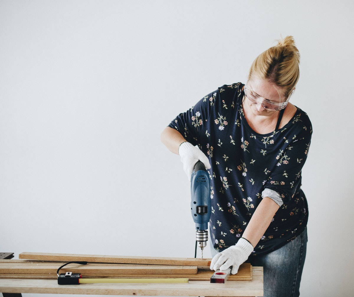 4 BASIC POWER TOOLS NEEDED FOR HOME RENOVATIONS - Ideal Magazine