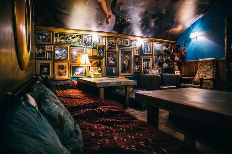 The Best Cocktail Bars In Bath: Where To Drink - Ideal Magazine